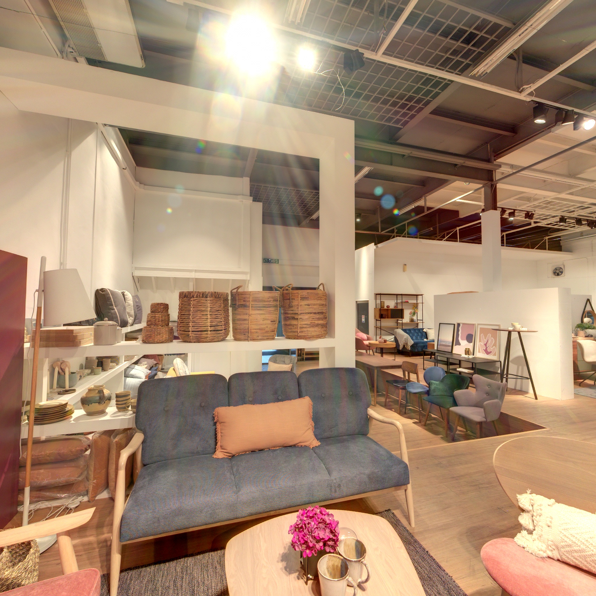 Realsee VR | HINLIM furniture showroom