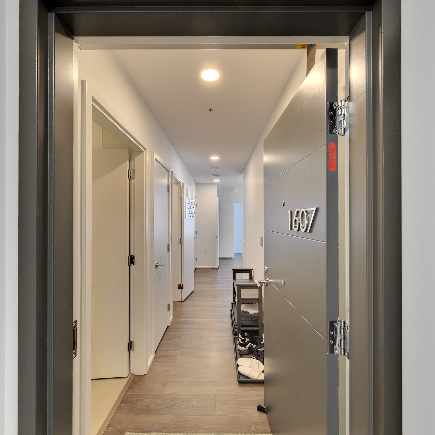 4650 Brentwood Blvd #1607 Burnaby, BC V5C 0M3